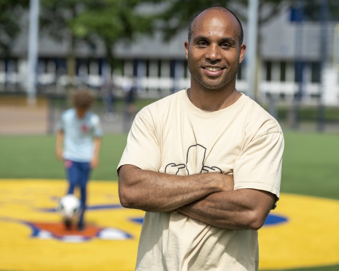 Timothy Beck: Van vaandeldrager tot voetbalvader - Helden